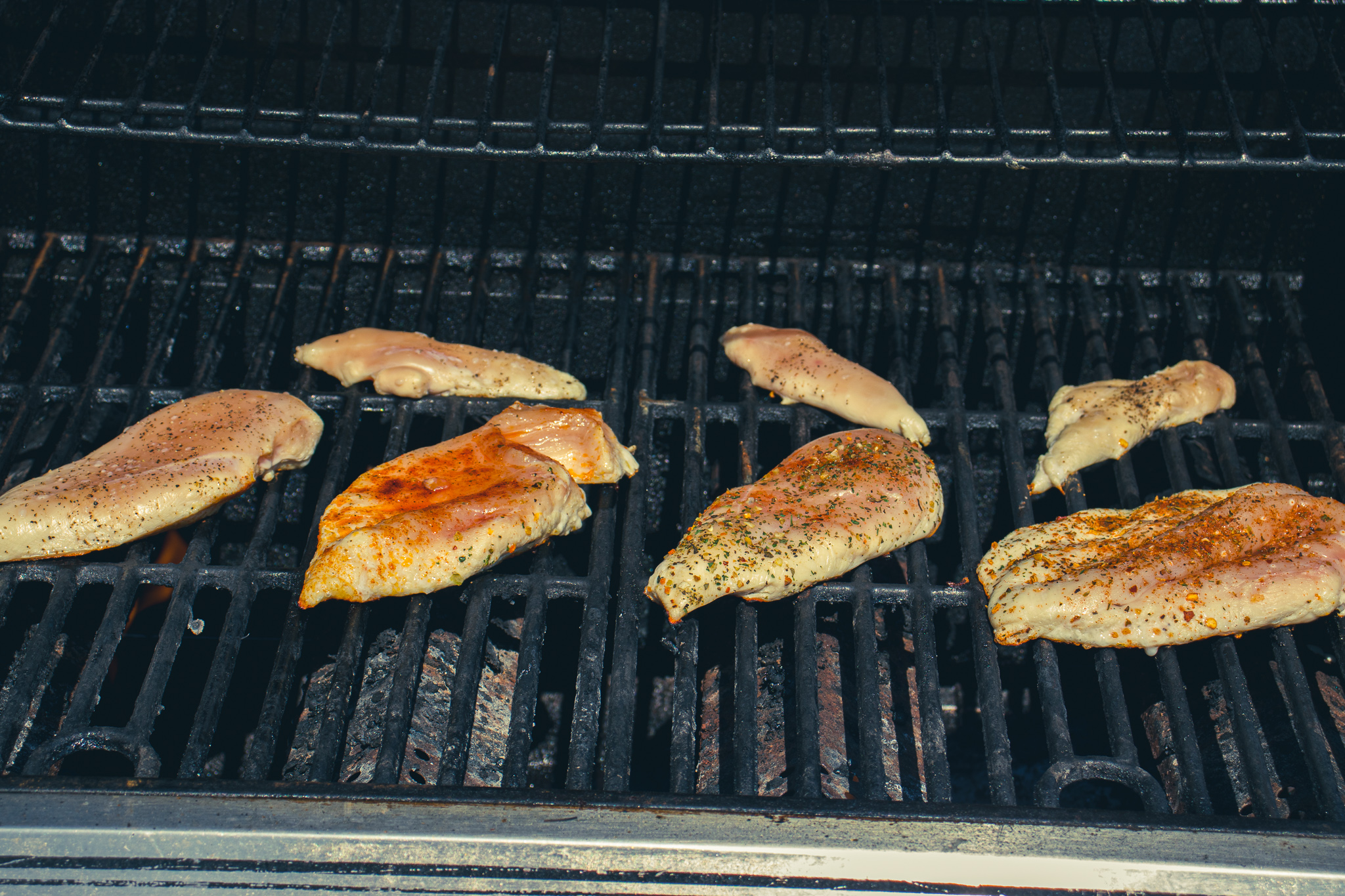 How To Grill Chicken Breast, So It Stays Tender, Juicy and Delicious